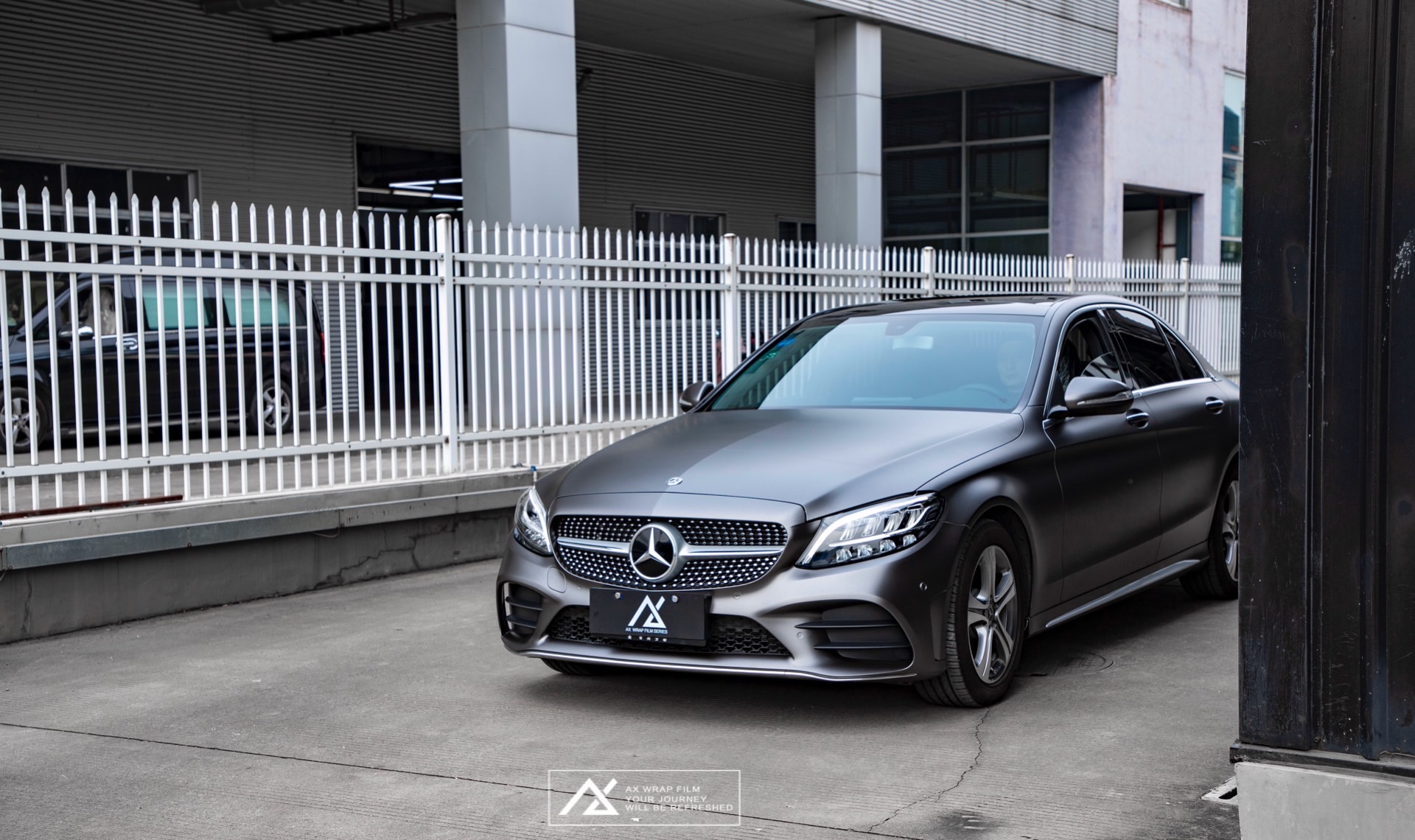 奔驰C260 ｜AX-AMG 山灰