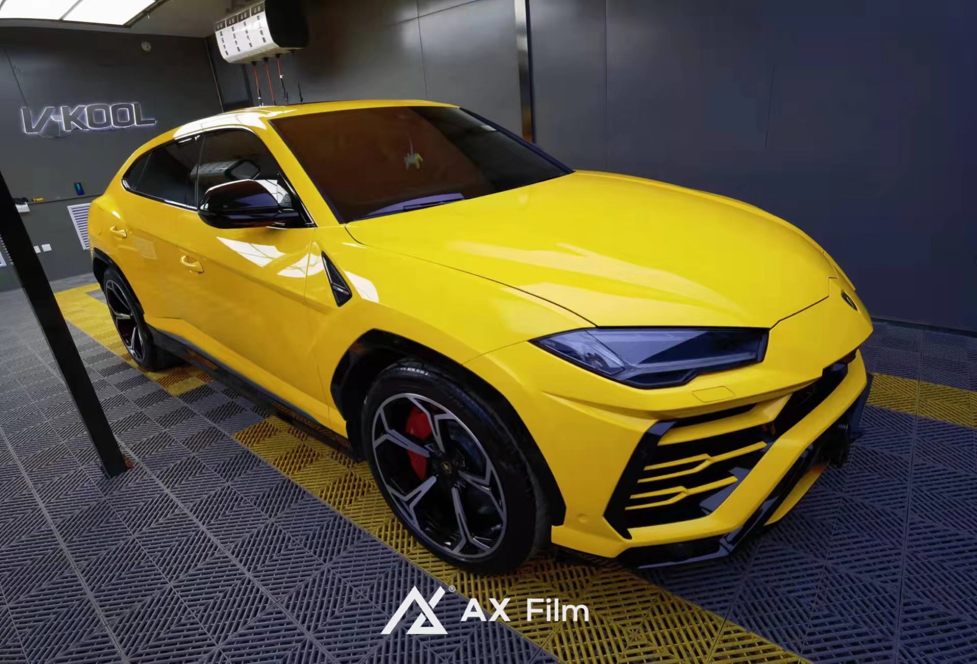 兰博基尼 Urus | AX- 高亮深黄