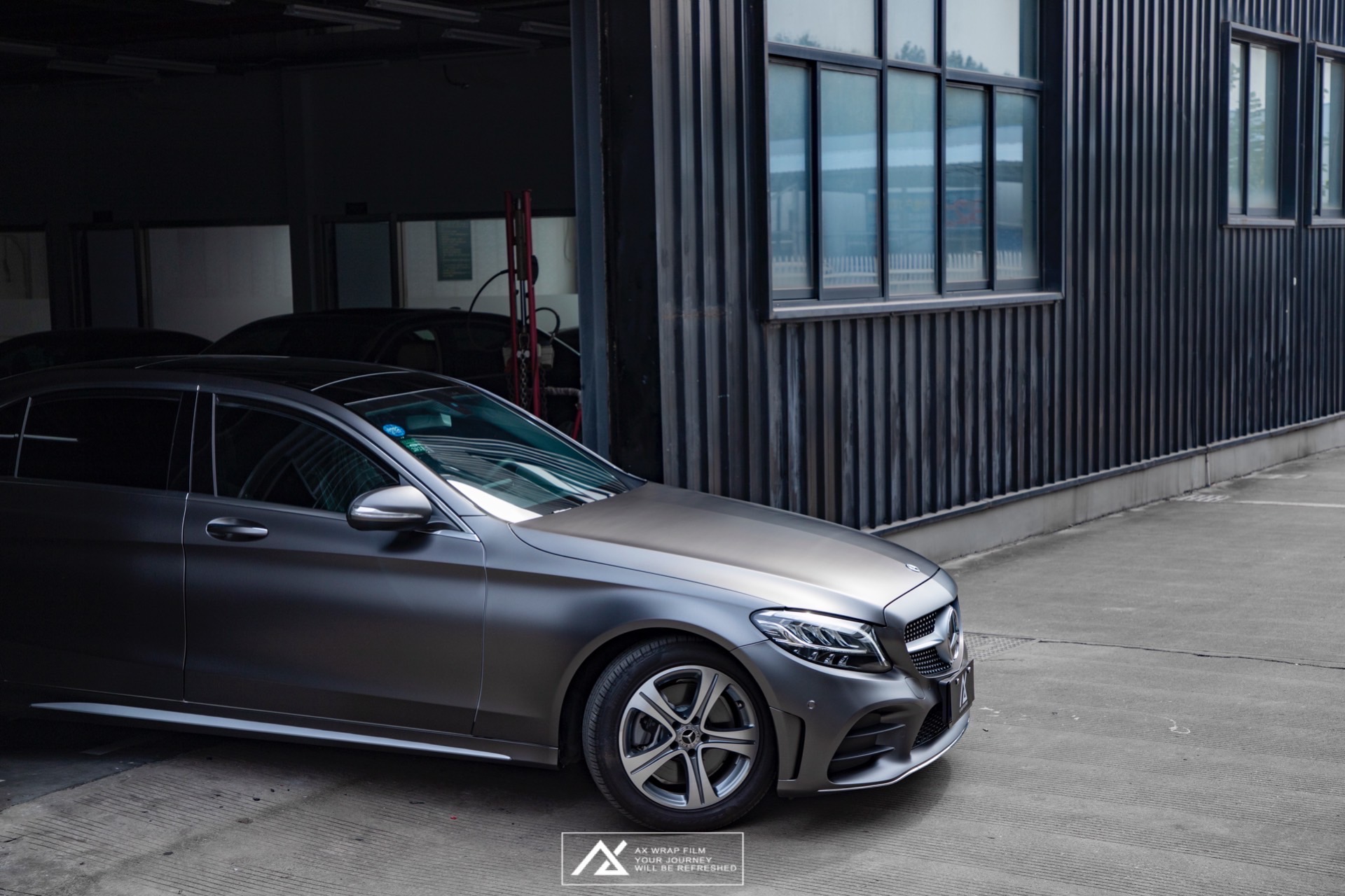 奔驰C260 ｜AX-AMG 山灰