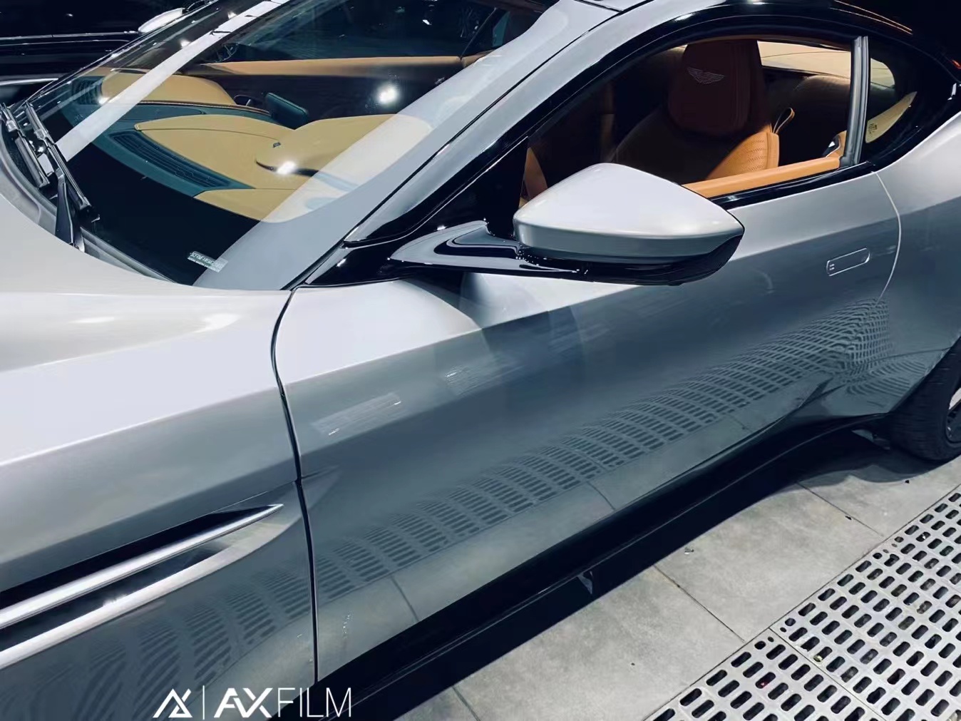 阿斯顿马丁DB11| AX- GT银