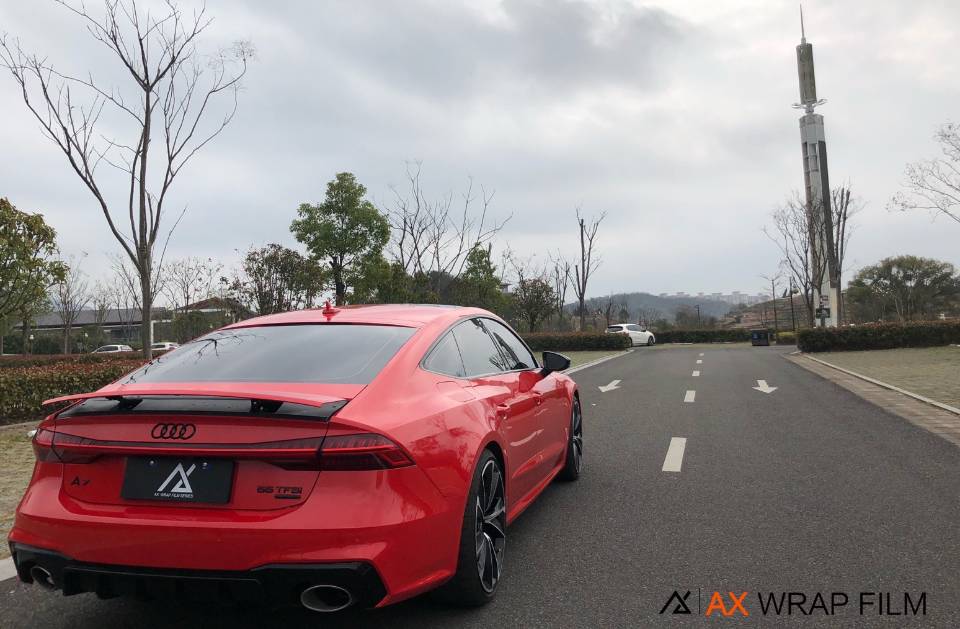 奥迪A7｜AX-多伦多红