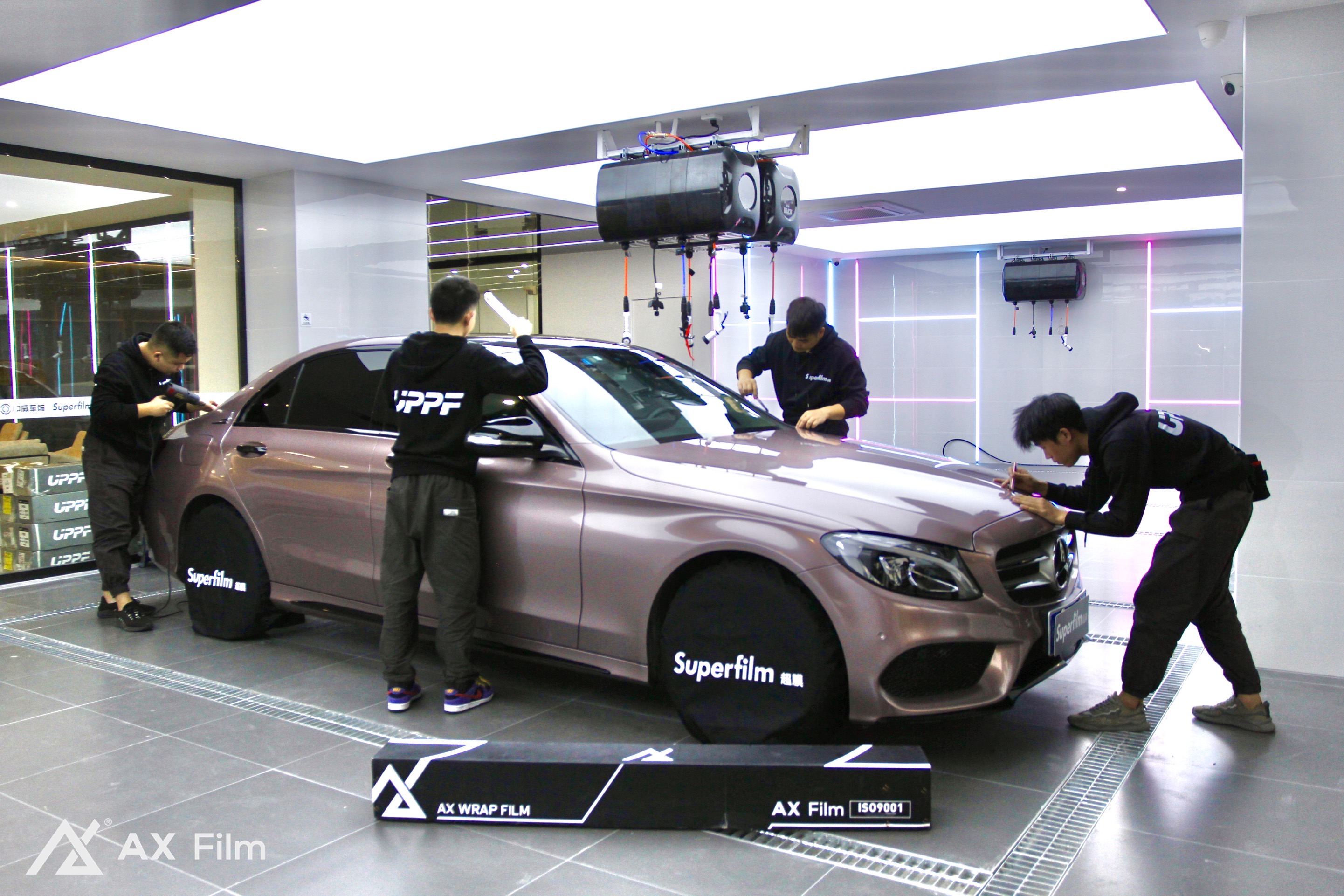 奔驰C200L | AX-冰莓粉