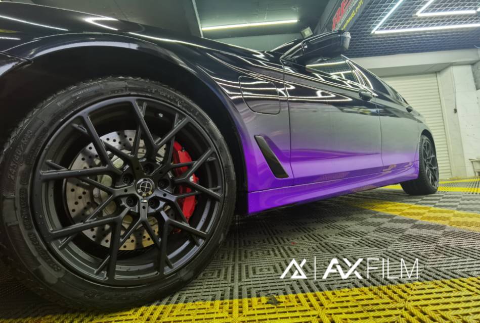 宝马530Le｜AX-渐变上黑下紫