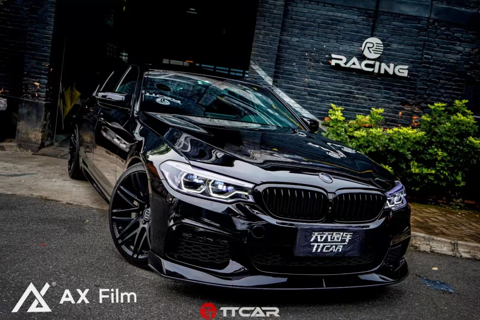 宝马530 | AX-钢琴黑