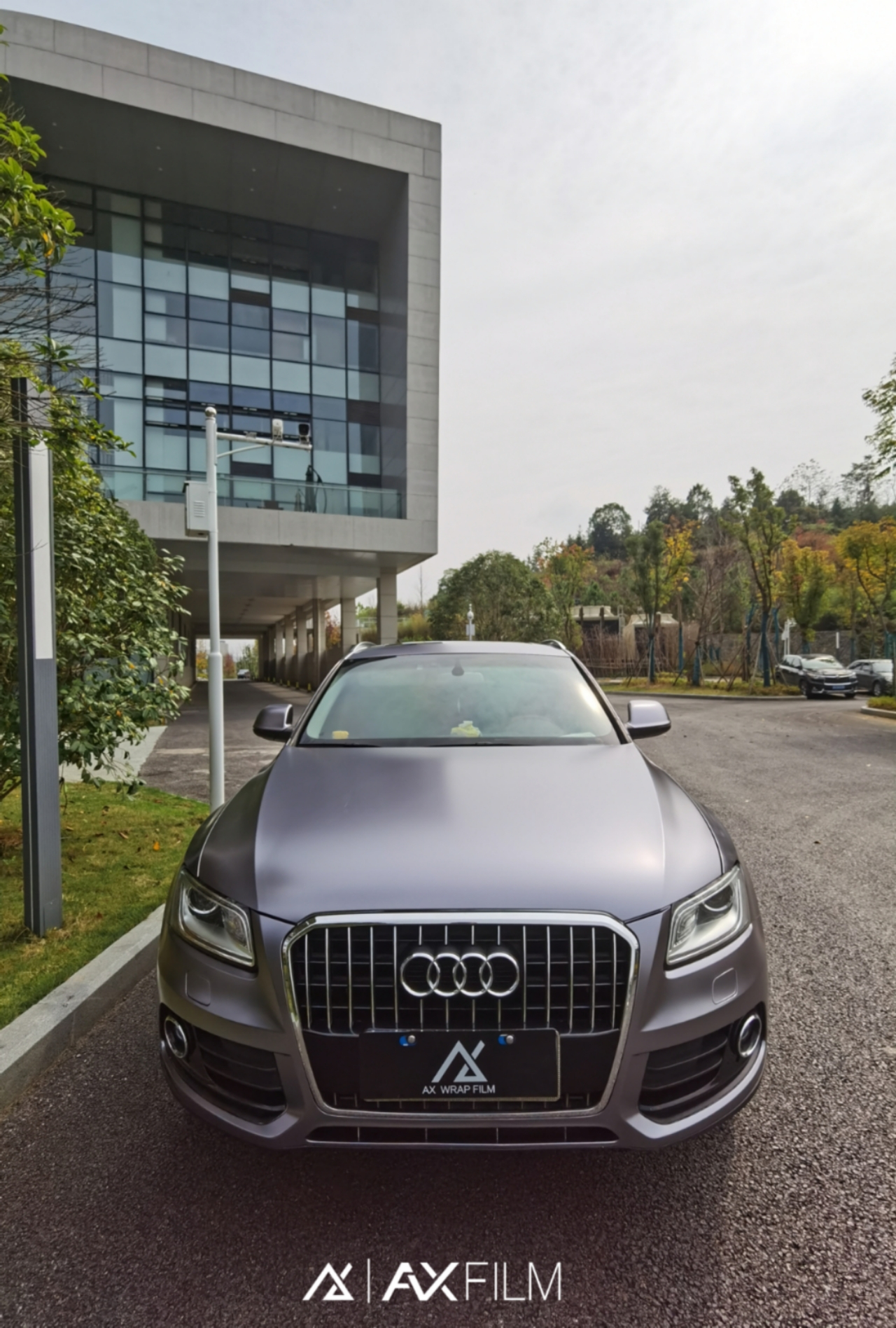 奥迪 Q5｜AX-电光金属钛灰