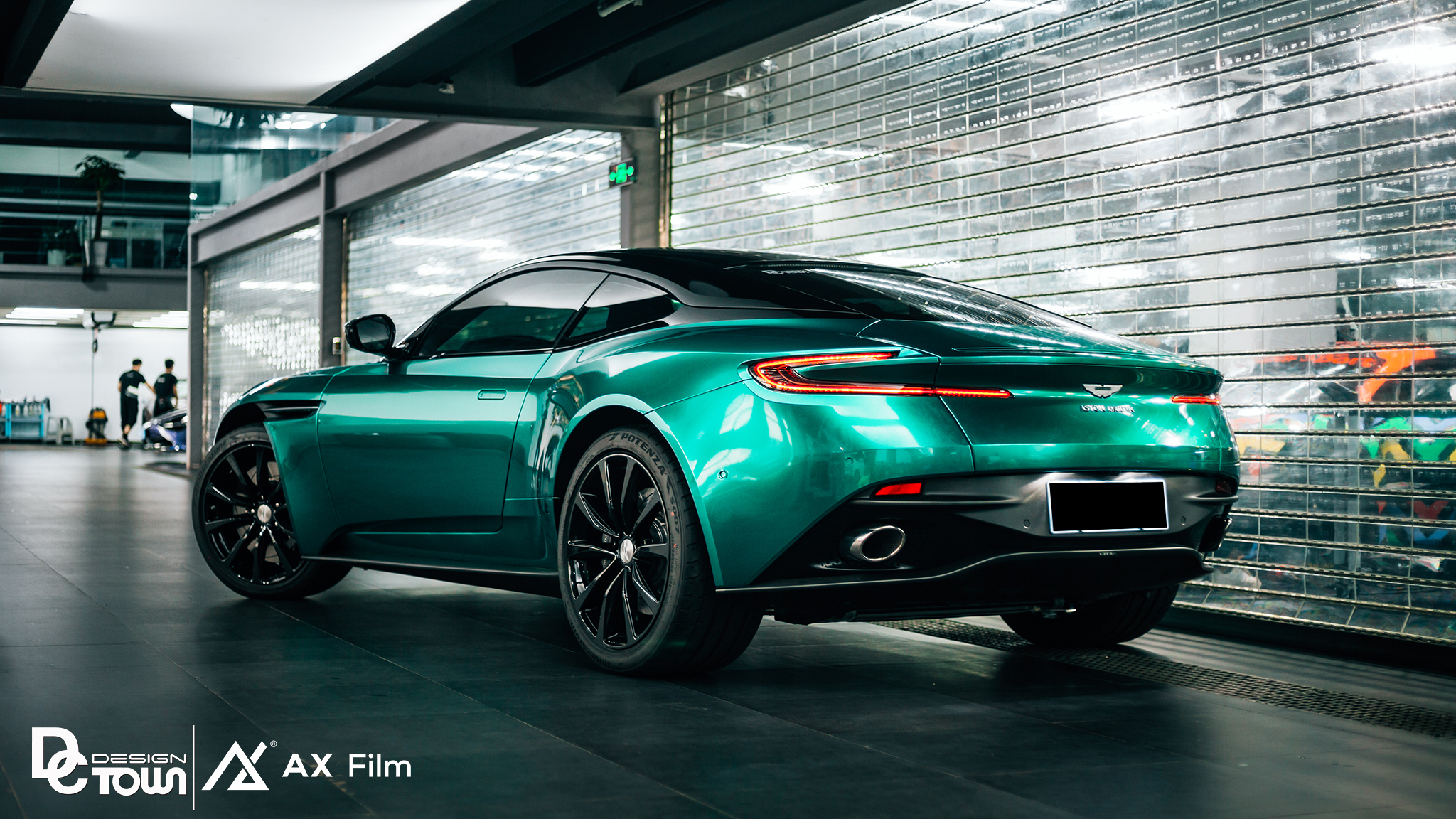 阿斯顿马丁DB11｜AX -金属祖母绿