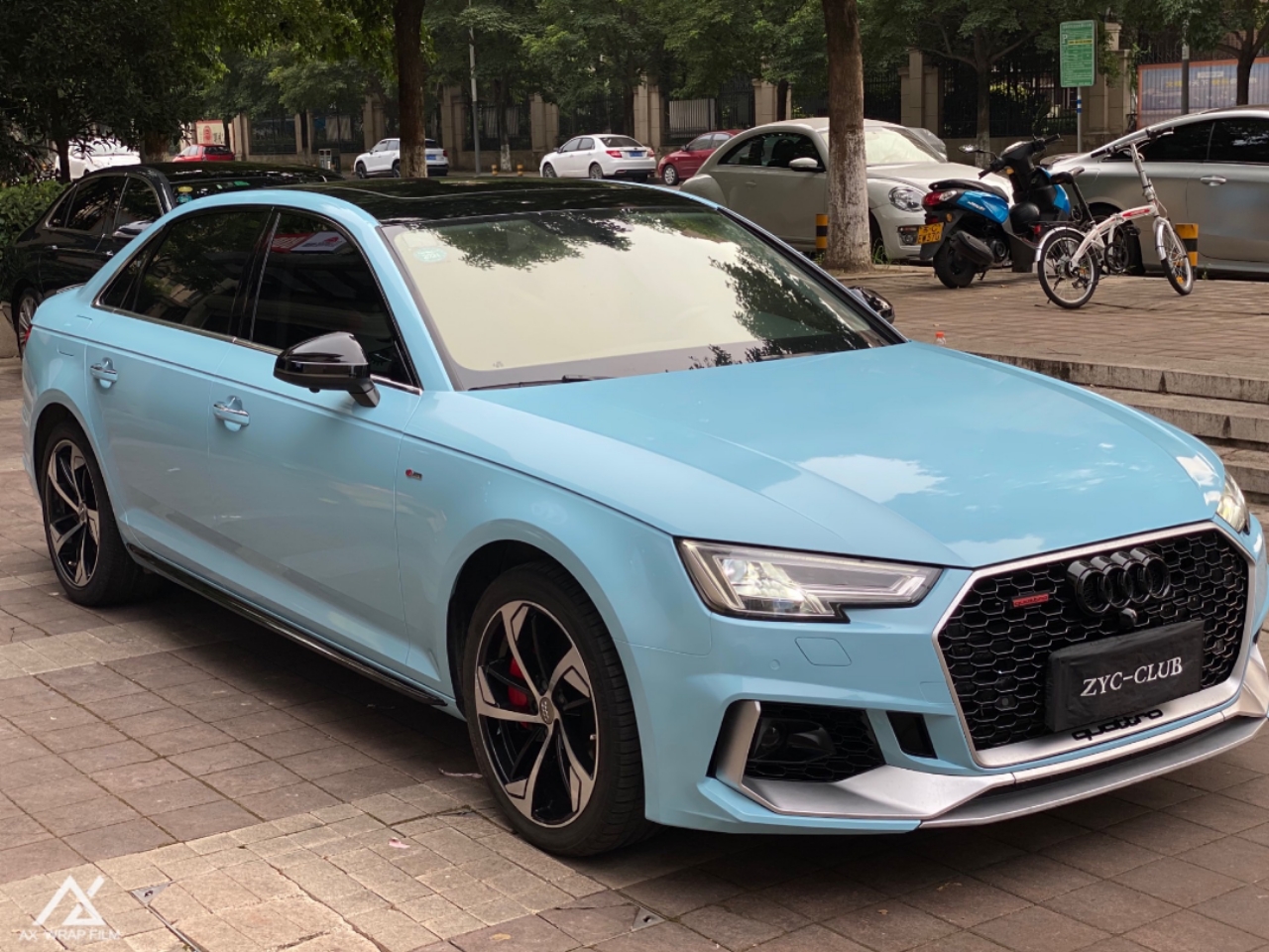 奥迪 A4L｜AX-海风蓝