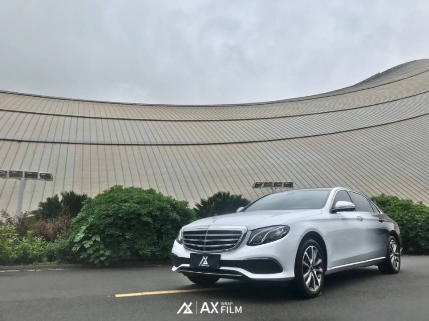 奔驰E300l｜AX-渐变白变黑