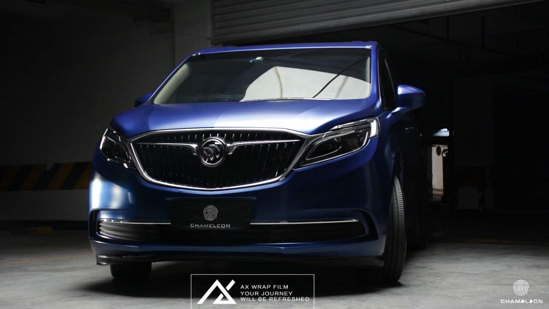 别克GL8 ｜AX-电光海军蓝