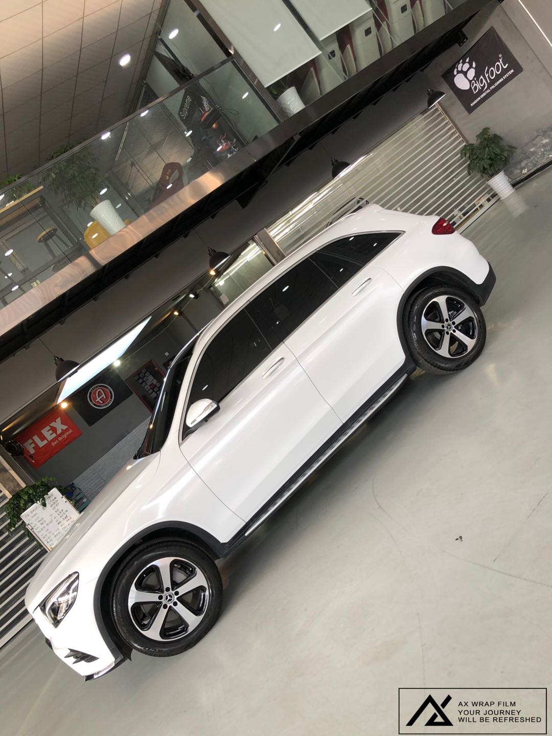 奔驰GLC260 ｜AX-珠光白