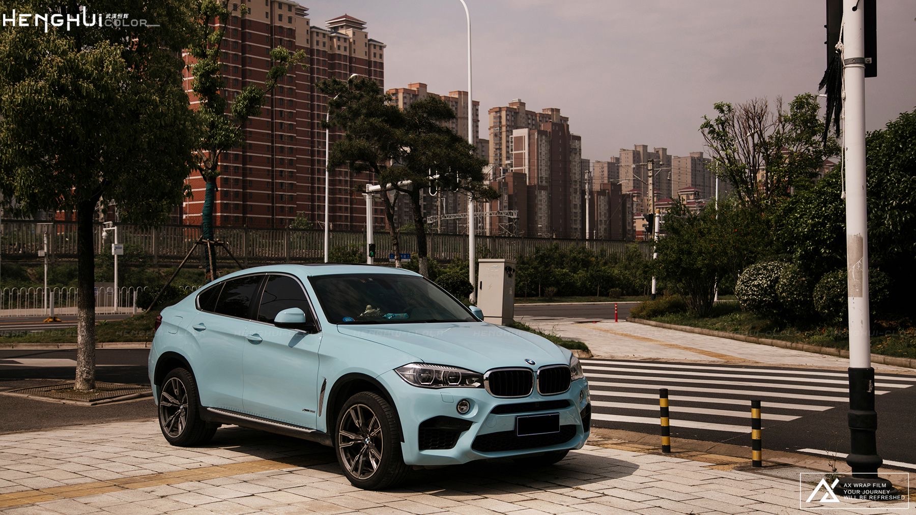 宝马X6 ｜AX-高亮海风蓝