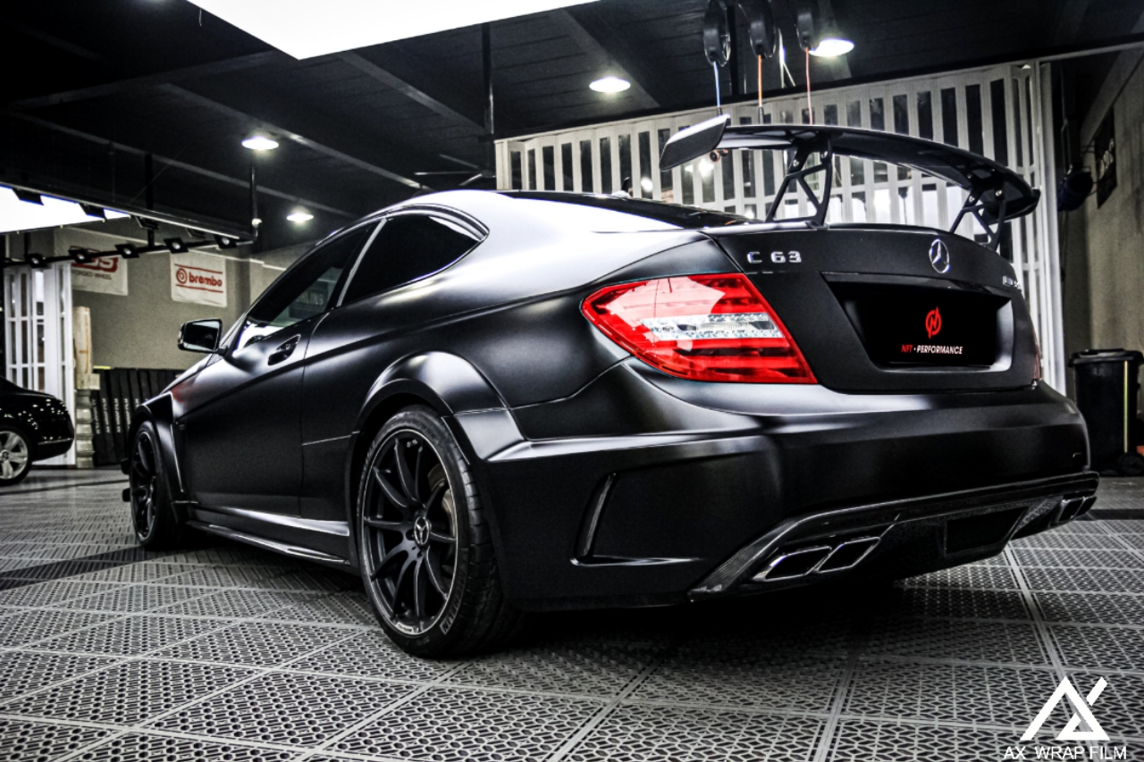 奔驰 C63｜AX-陶瓷黑