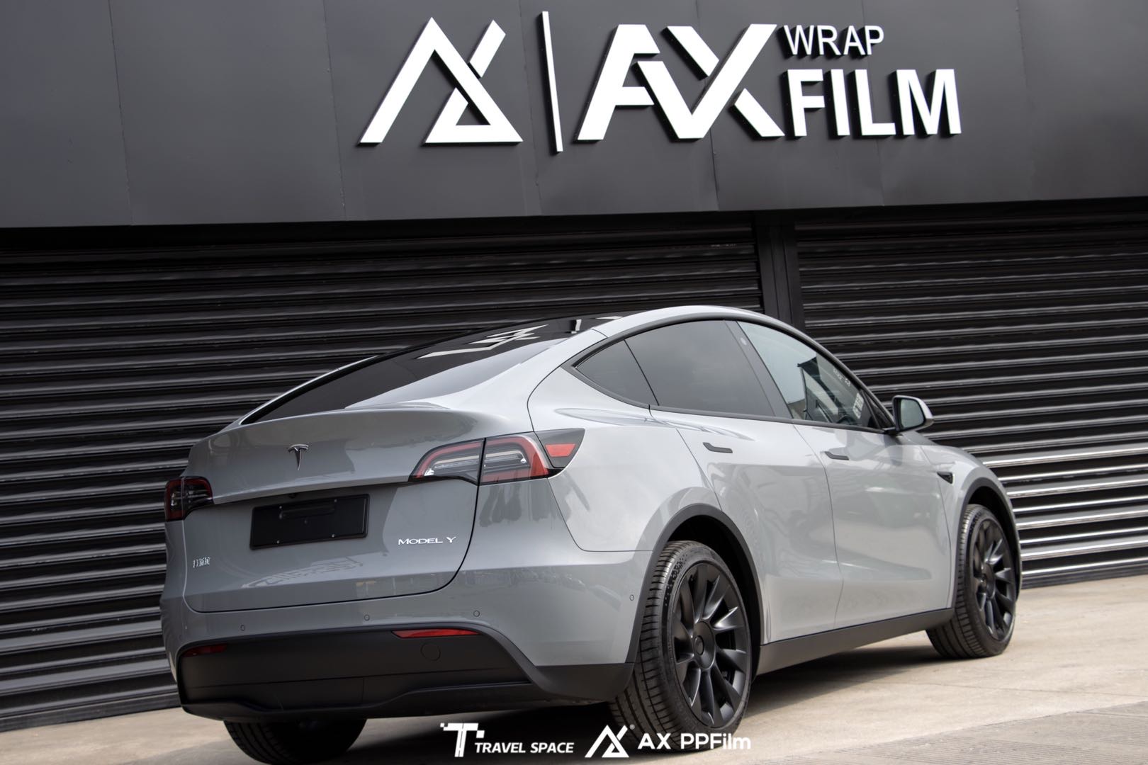 特斯拉modelY | AX-高亮纳多灰