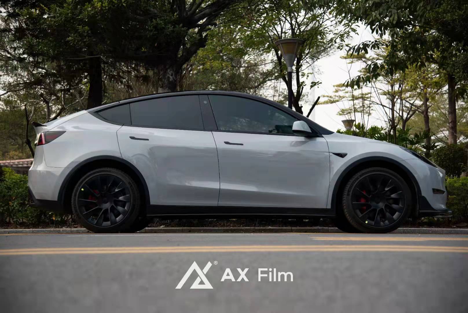 特斯拉Model Y｜AX-布鲁克林灰