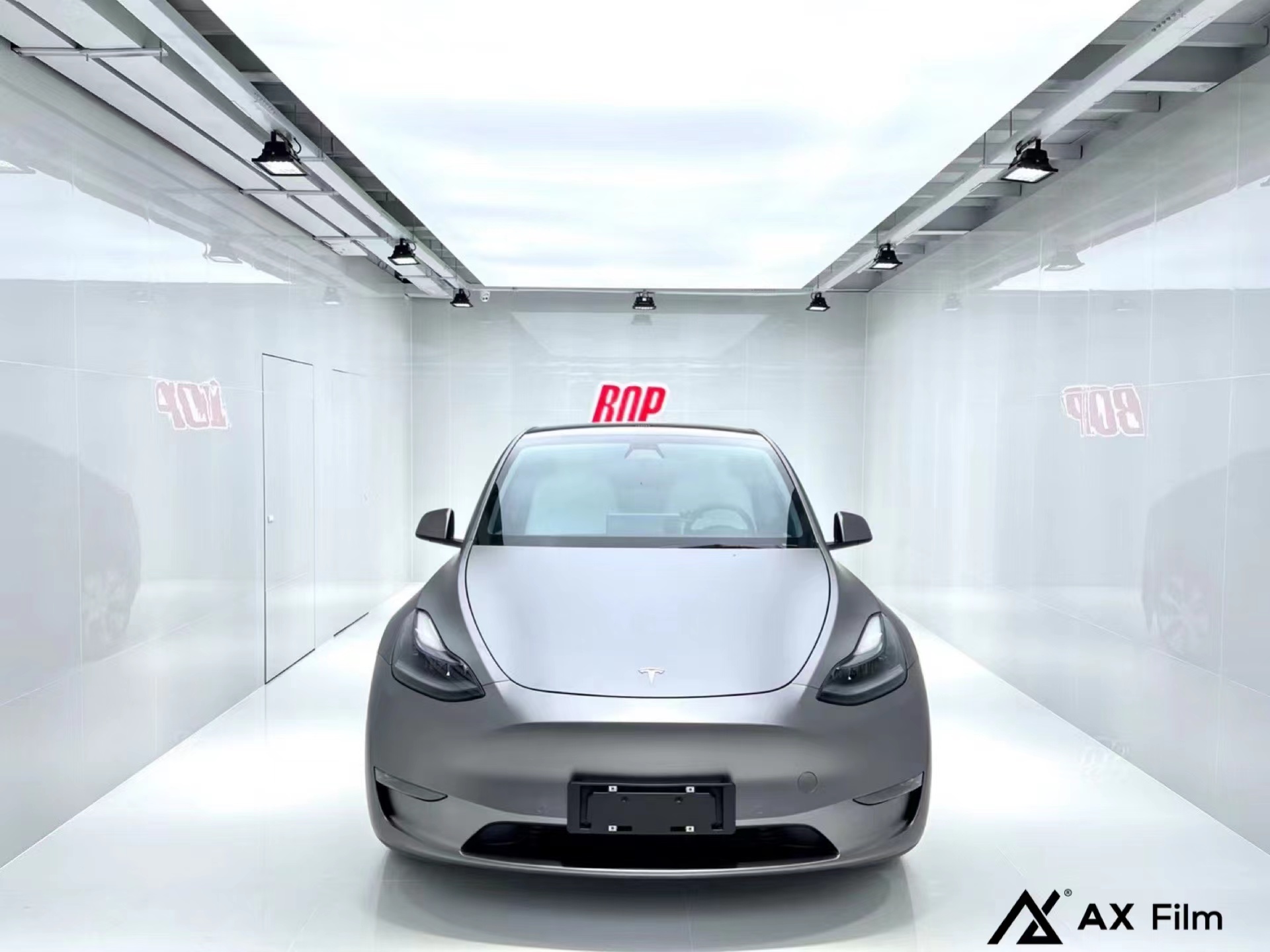 特斯拉model3-山灰