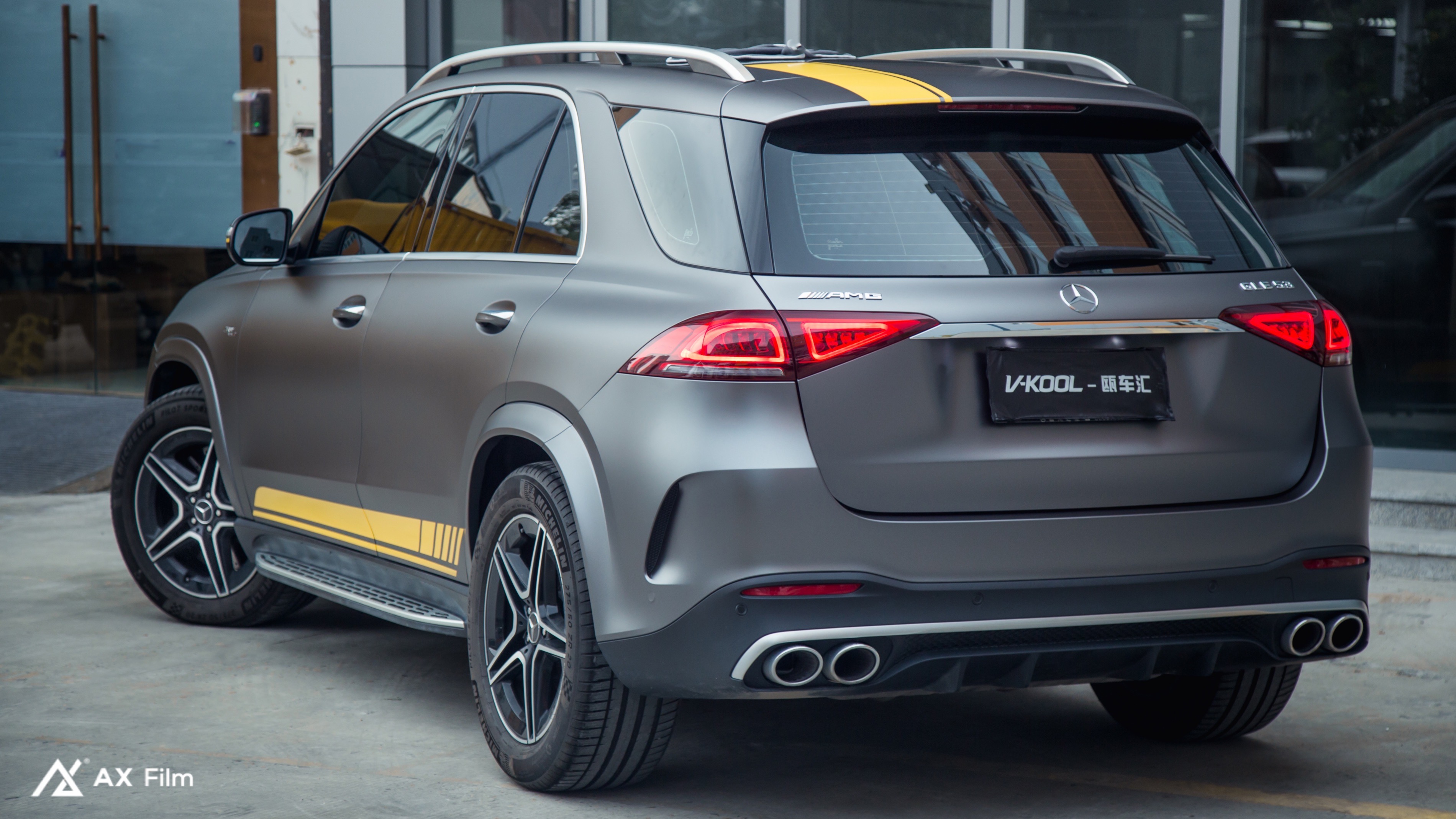 奔驰AMG | AX-山灰