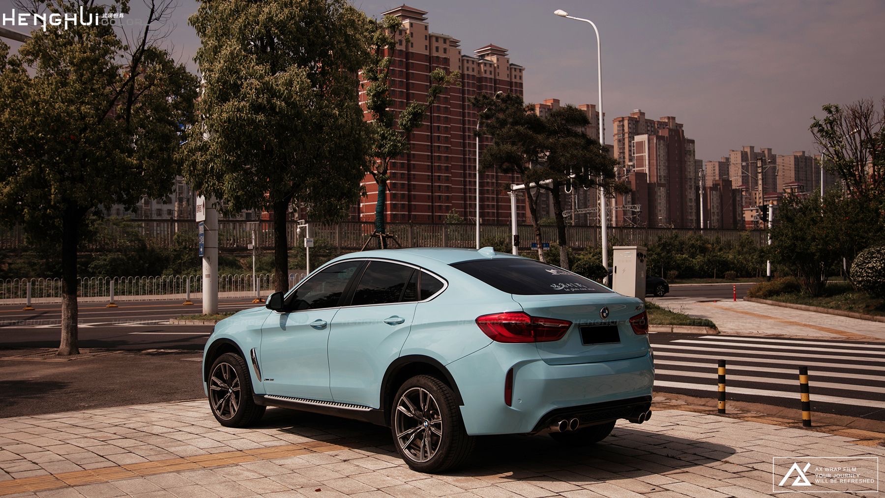 宝马X6 ｜AX-高亮海风蓝