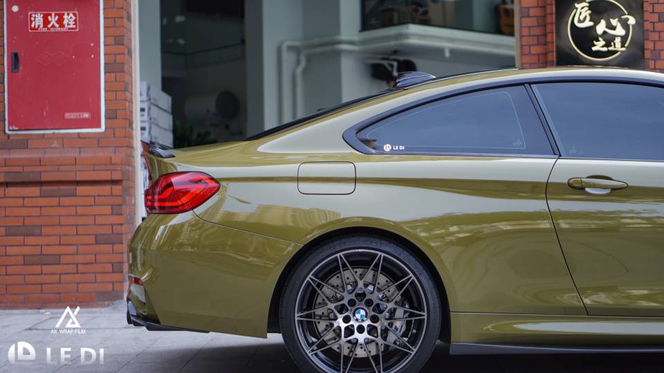 奥迪RS6｜AX-PET战斗绿