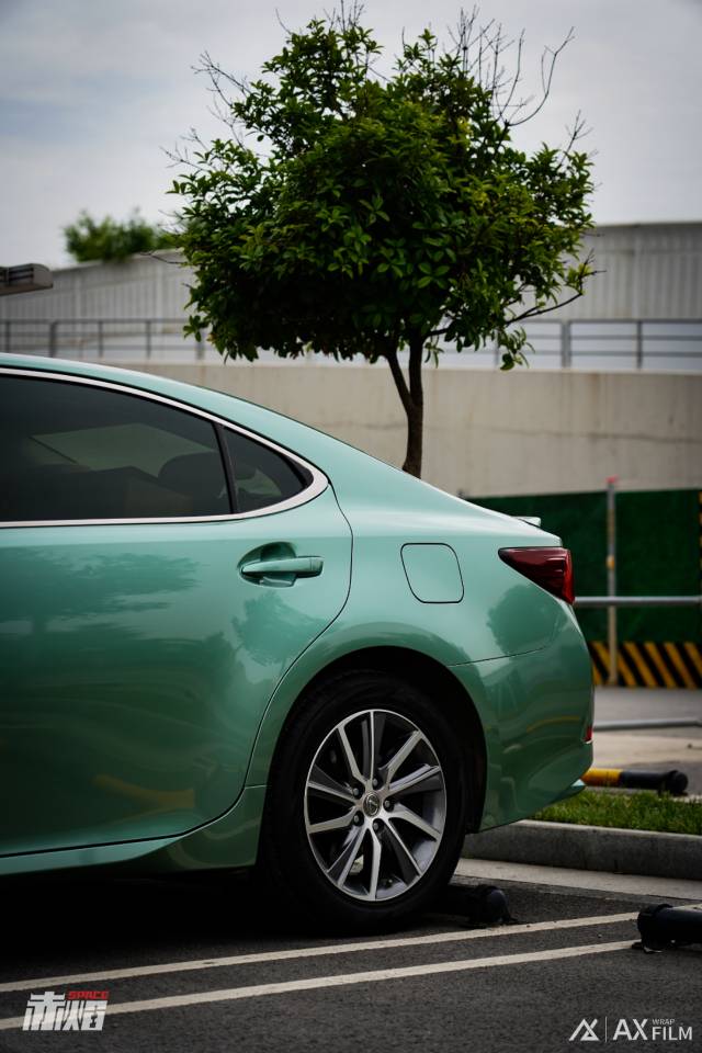 雷克萨斯ES300｜AX-PET弗朗西斯卡绿