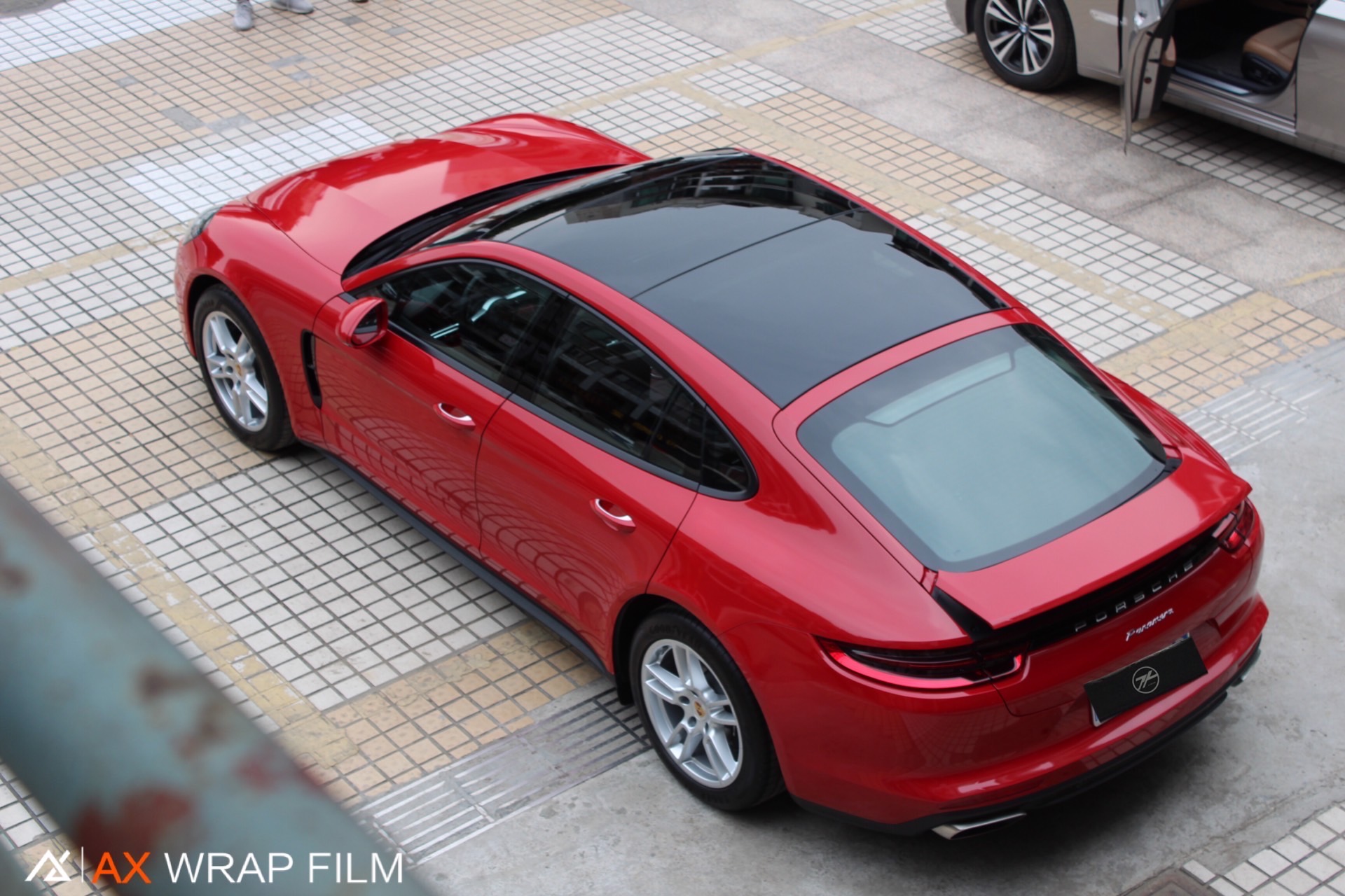 保时捷帕拉梅拉 ｜AX-胭脂红