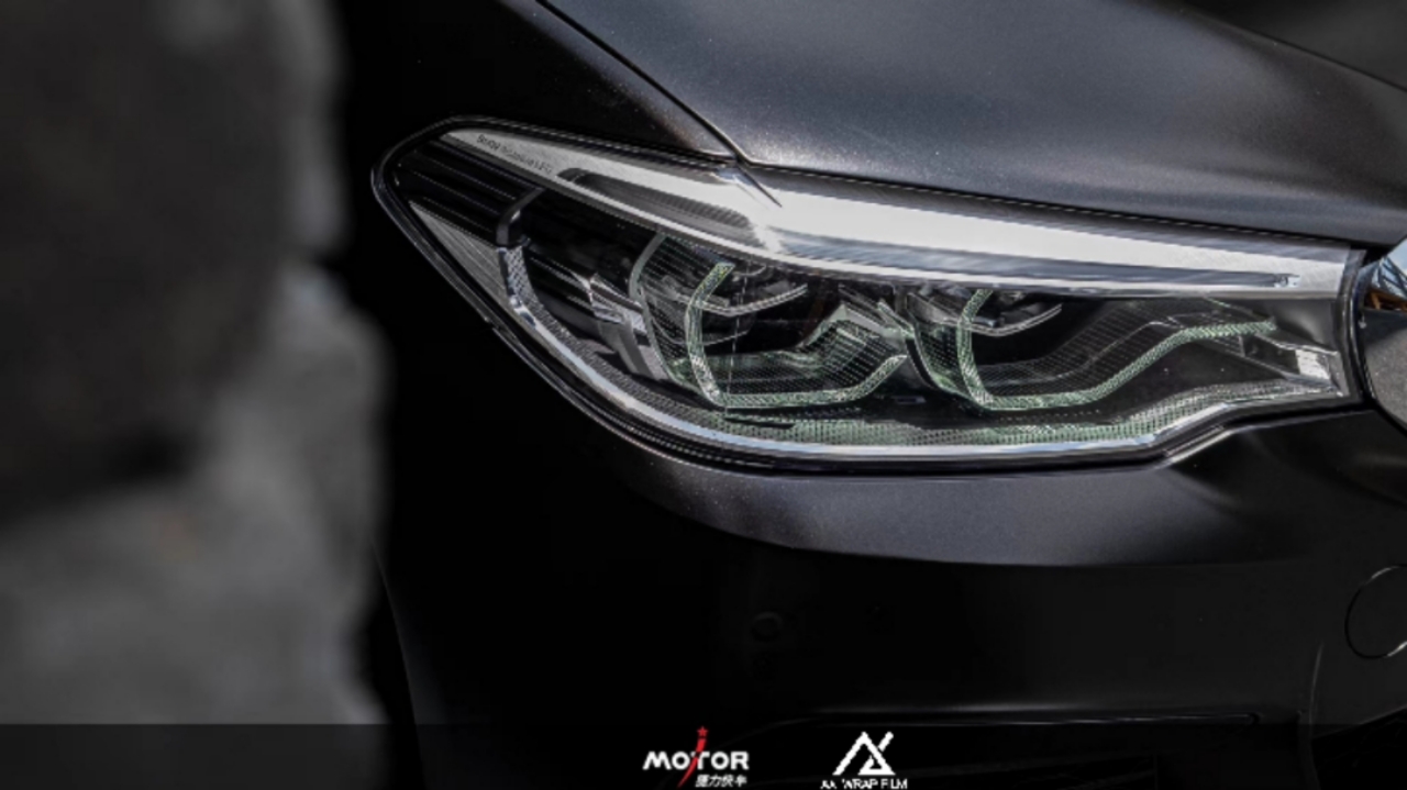 宝马 530i｜AX-陶瓷黑