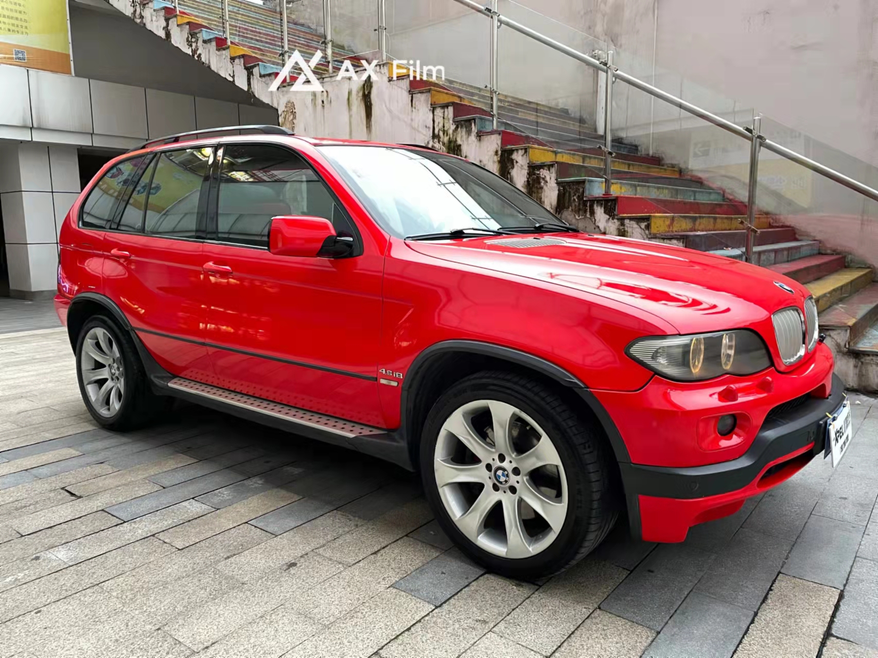 宝马X5｜AX-亮红