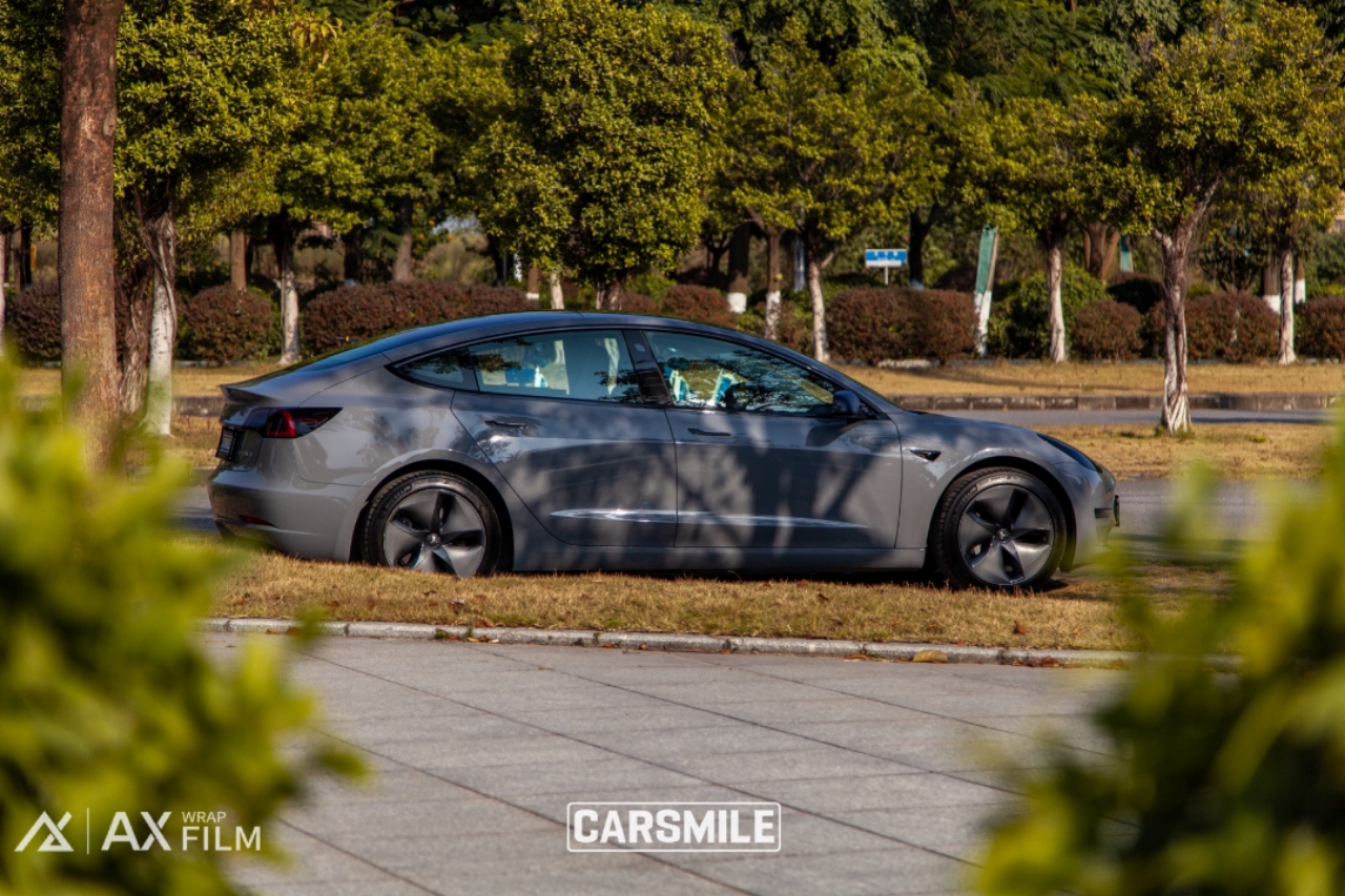 特斯拉 Model3｜AX-PET高亮纳多灰