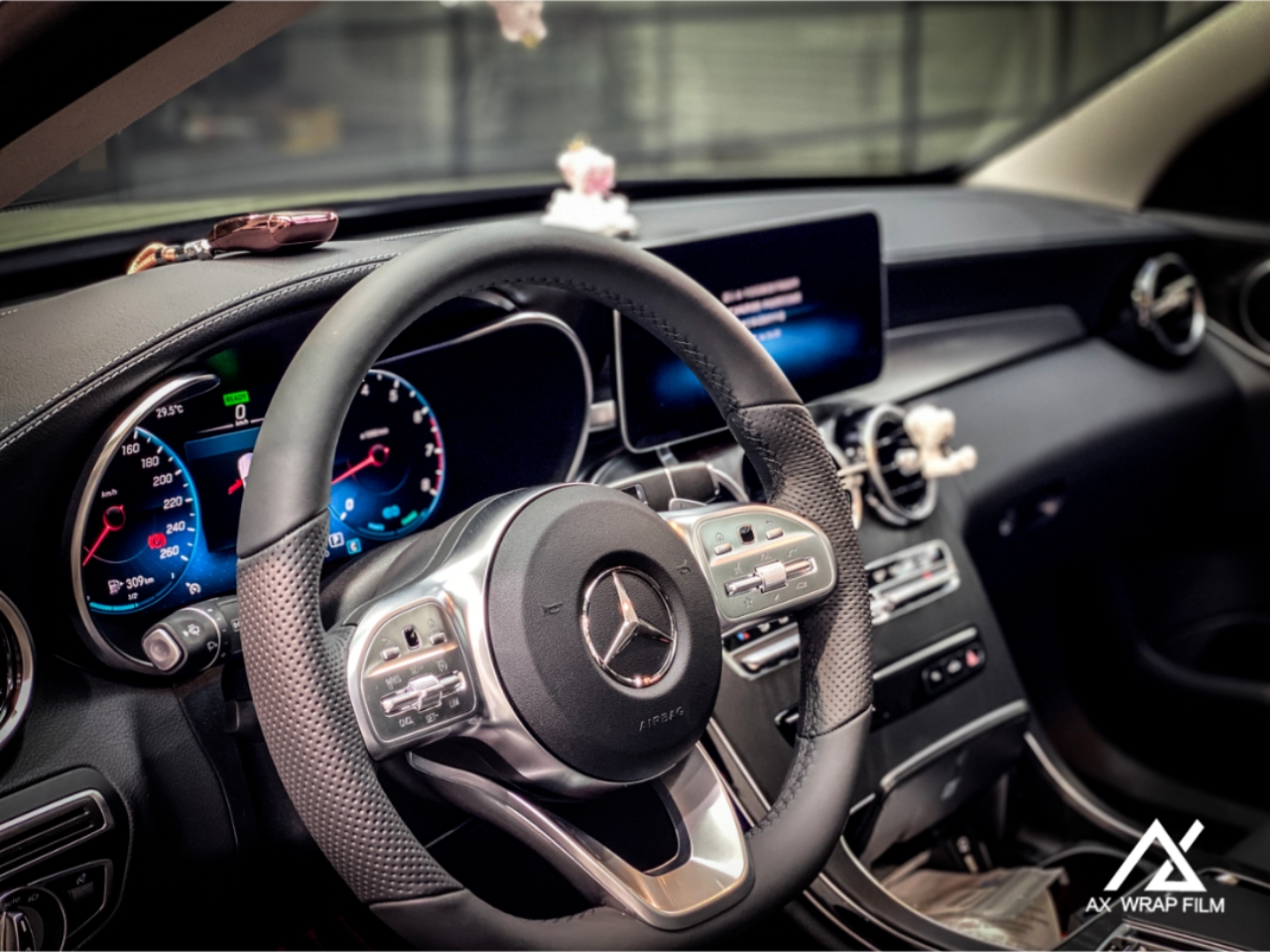 奔驰 C200｜AX-高亮卡其绿