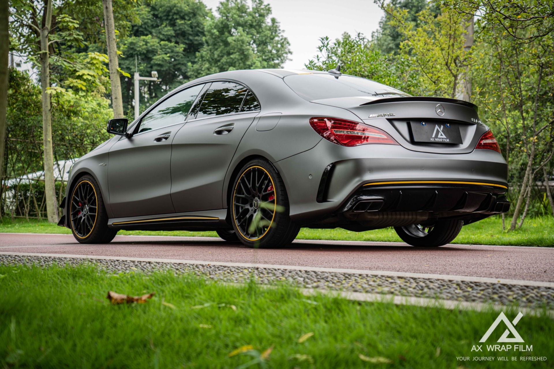 奔驰 CLA45｜AX-AMG山灰