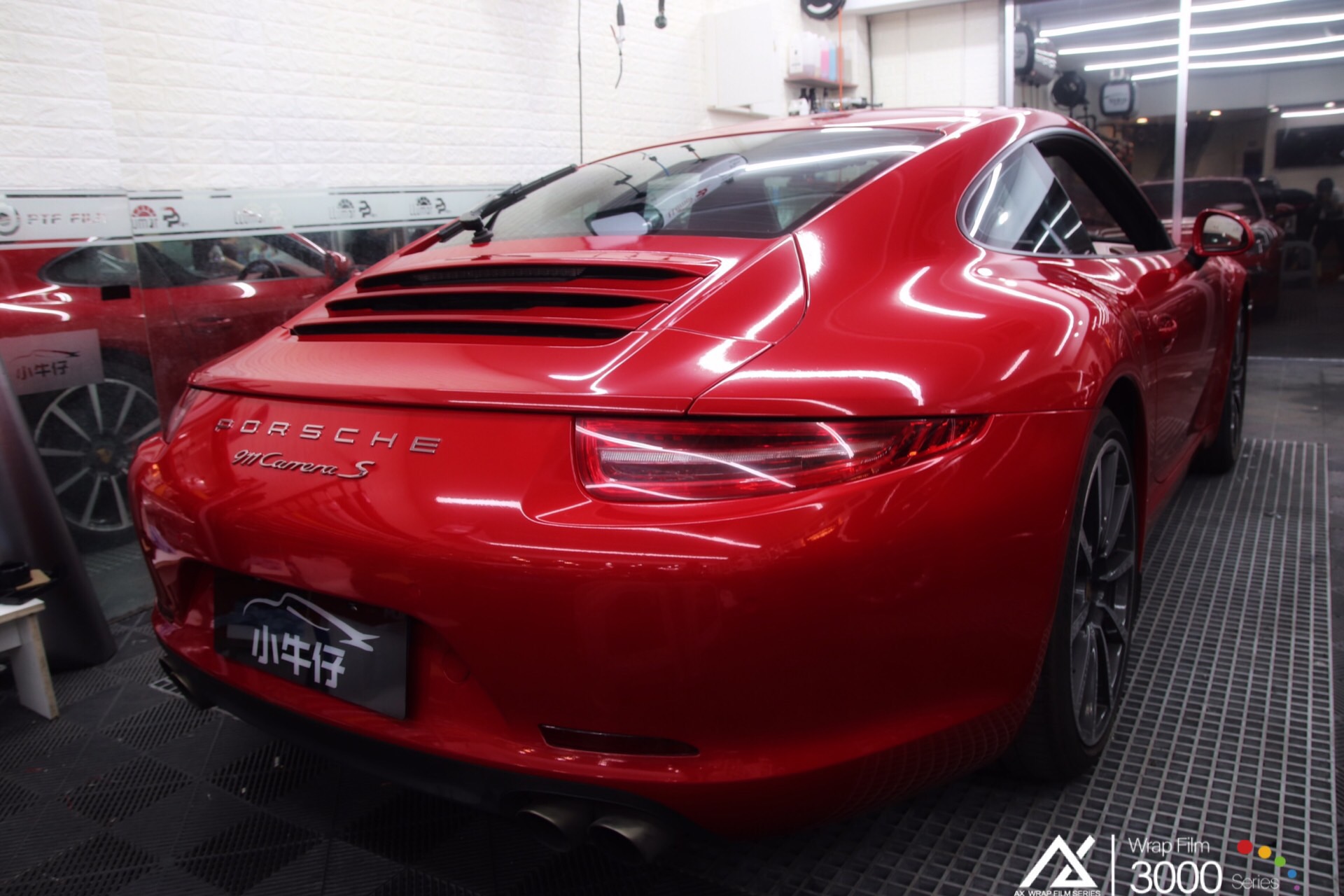 保时捷帕拉梅拉|AX-胭脂红