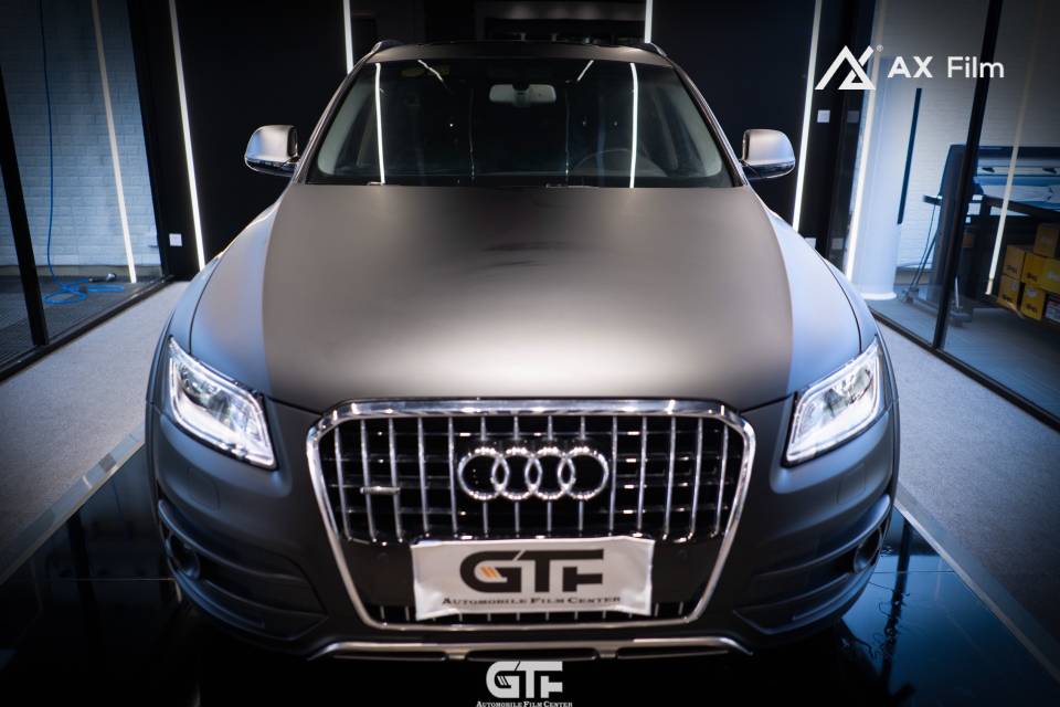 奥迪Q5｜AX-PET亚面电镀金属黑