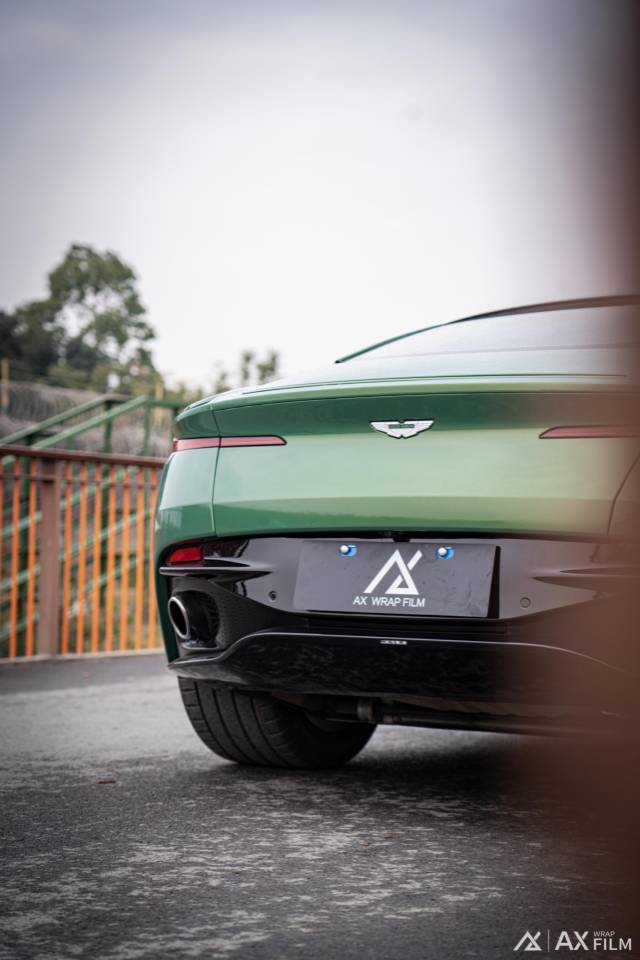 阿斯顿马丁DB11｜AX-PET虹彩祖母绿