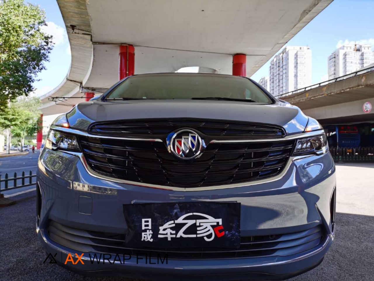 别克GL8｜AX-高亮深灰