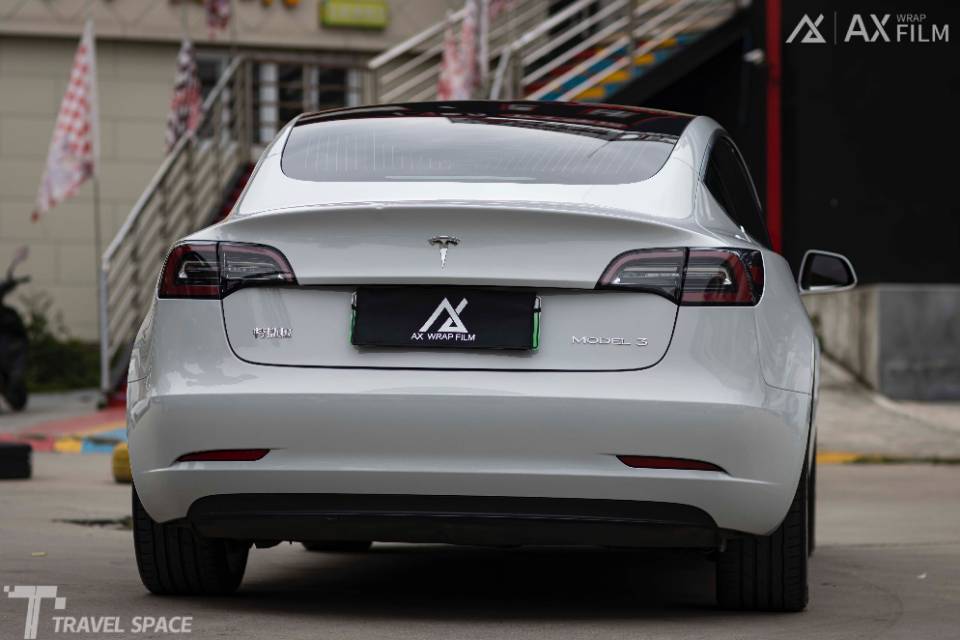 特斯拉Model3｜AX-高亮火山灰