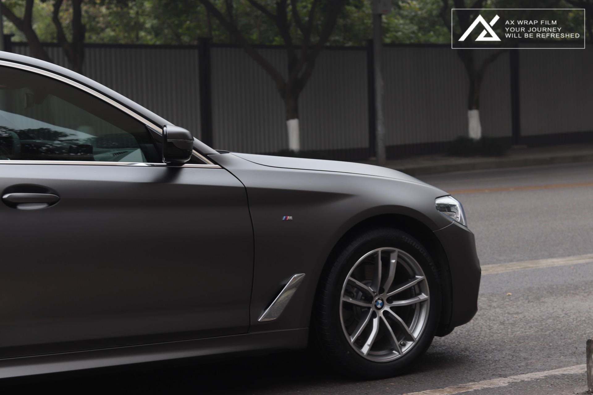 宝马530 ｜AX-AMG山灰