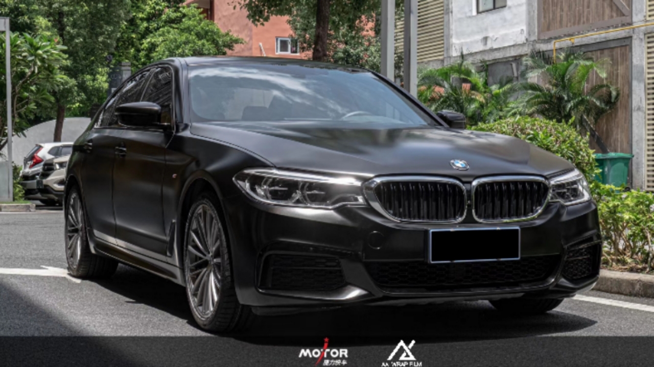 宝马 530i｜AX-陶瓷黑