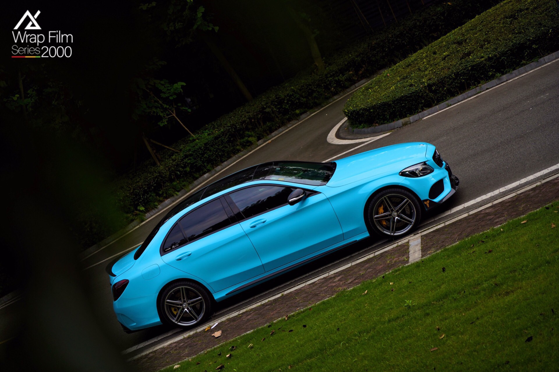 奔驰C200L | AX-新工艺珊瑚天蓝