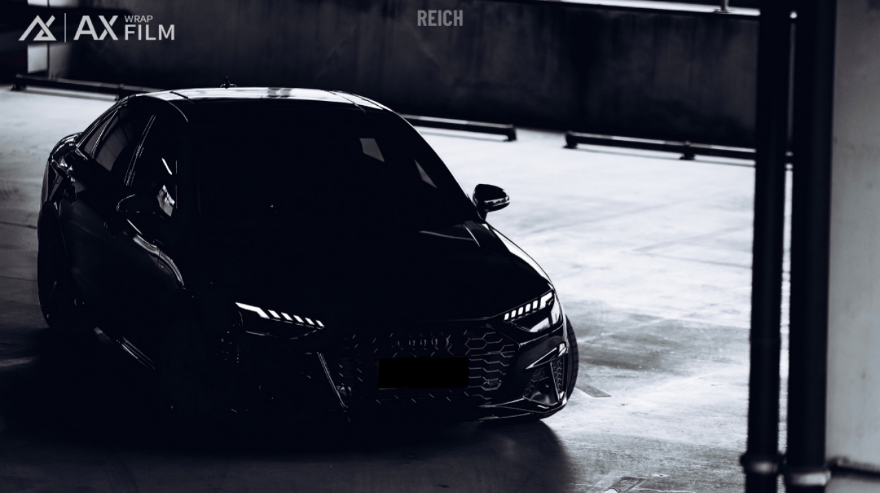 奥迪 A4L｜AX-自修复亮黑