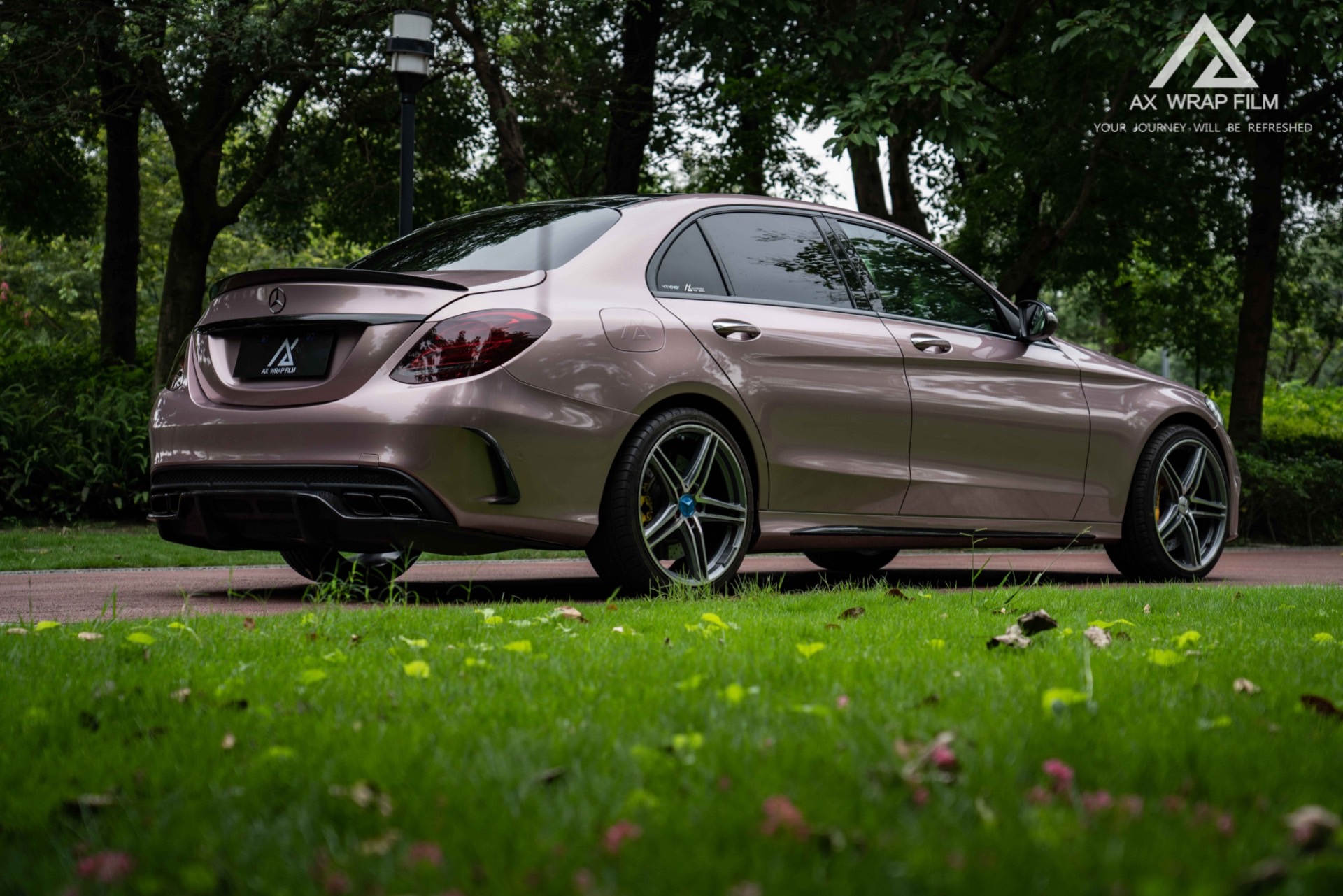 奔驰C200L｜冰莓粉