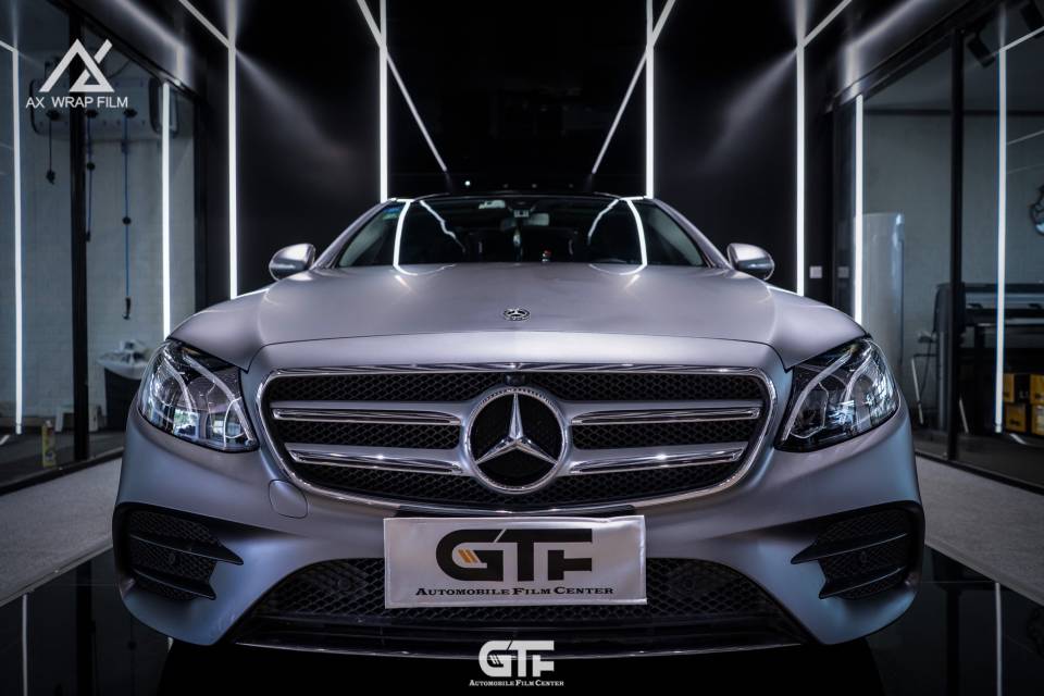 奔驰E300｜AX-AMG山灰