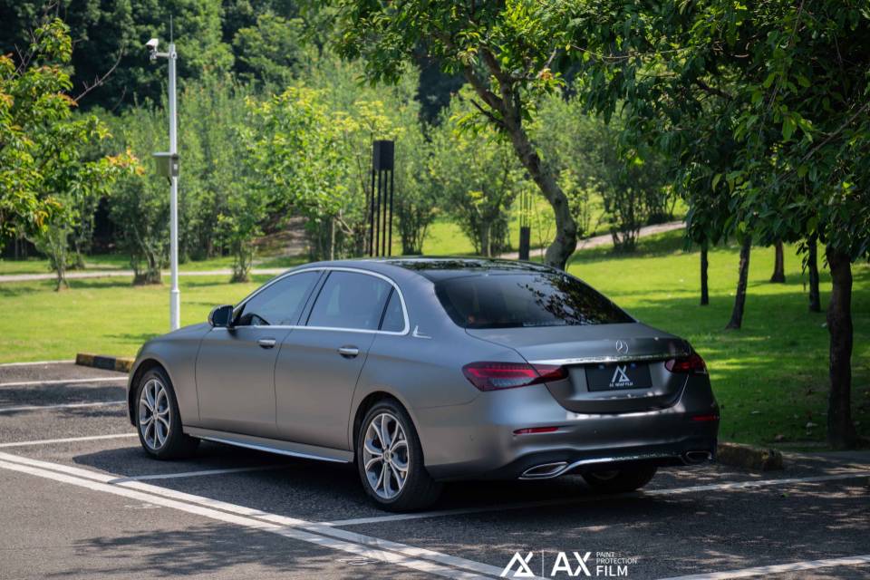 奔驰E300｜AX-山灰