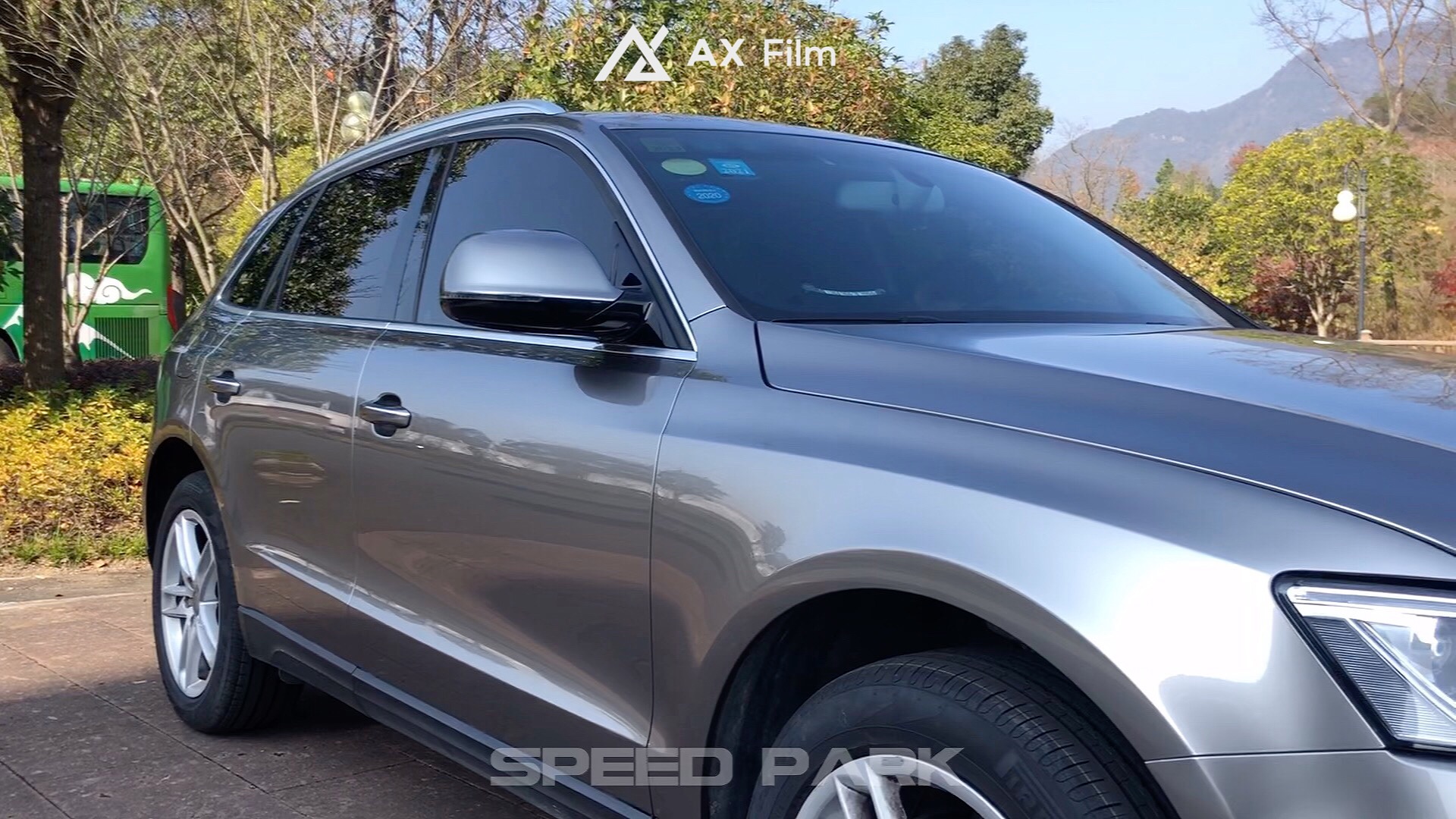 奥迪Q5｜AX- 液态金属银