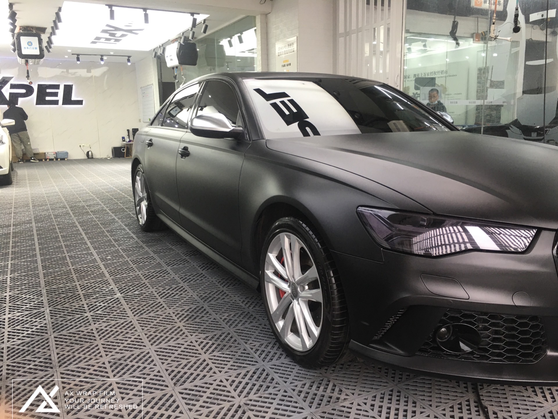 奥迪A6 ｜AX-磨砂黑