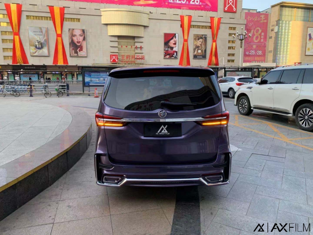 别克 GL8｜AX-灰紫罗兰