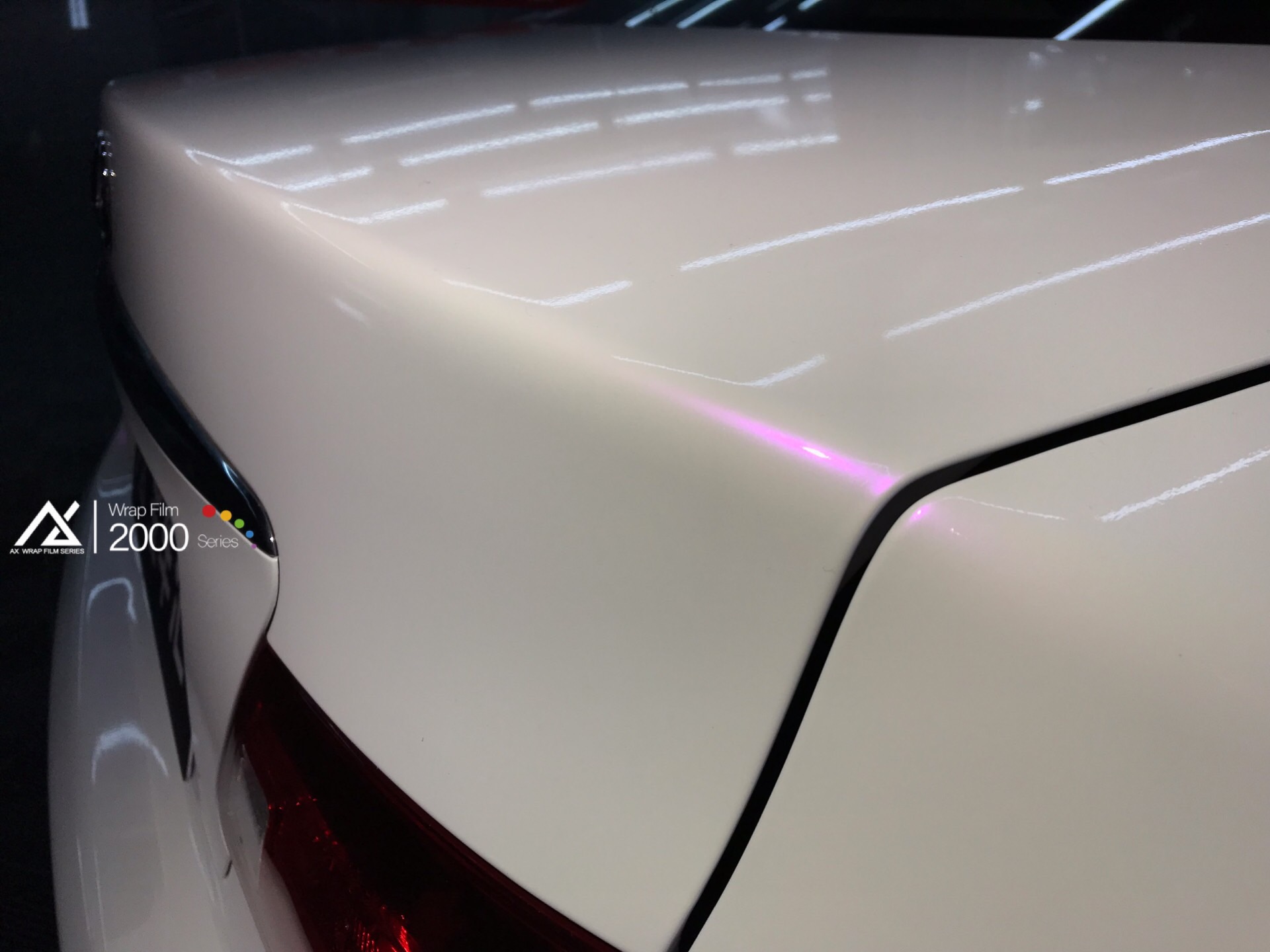 雷克萨斯|AX-珍珠白变紫